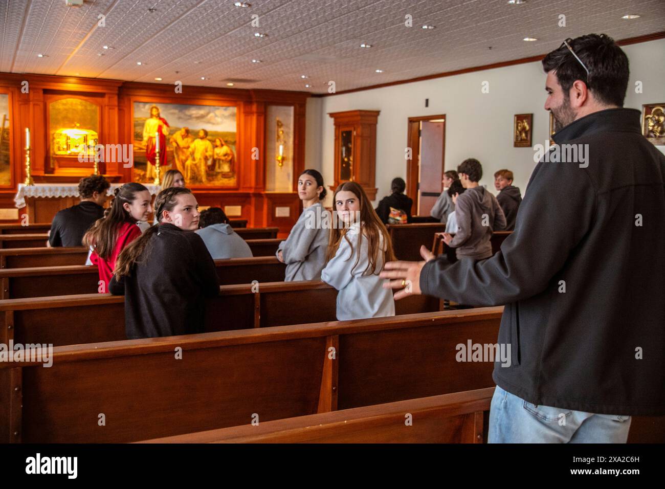 Speaking jesus hi-res stock photography and images - Alamy