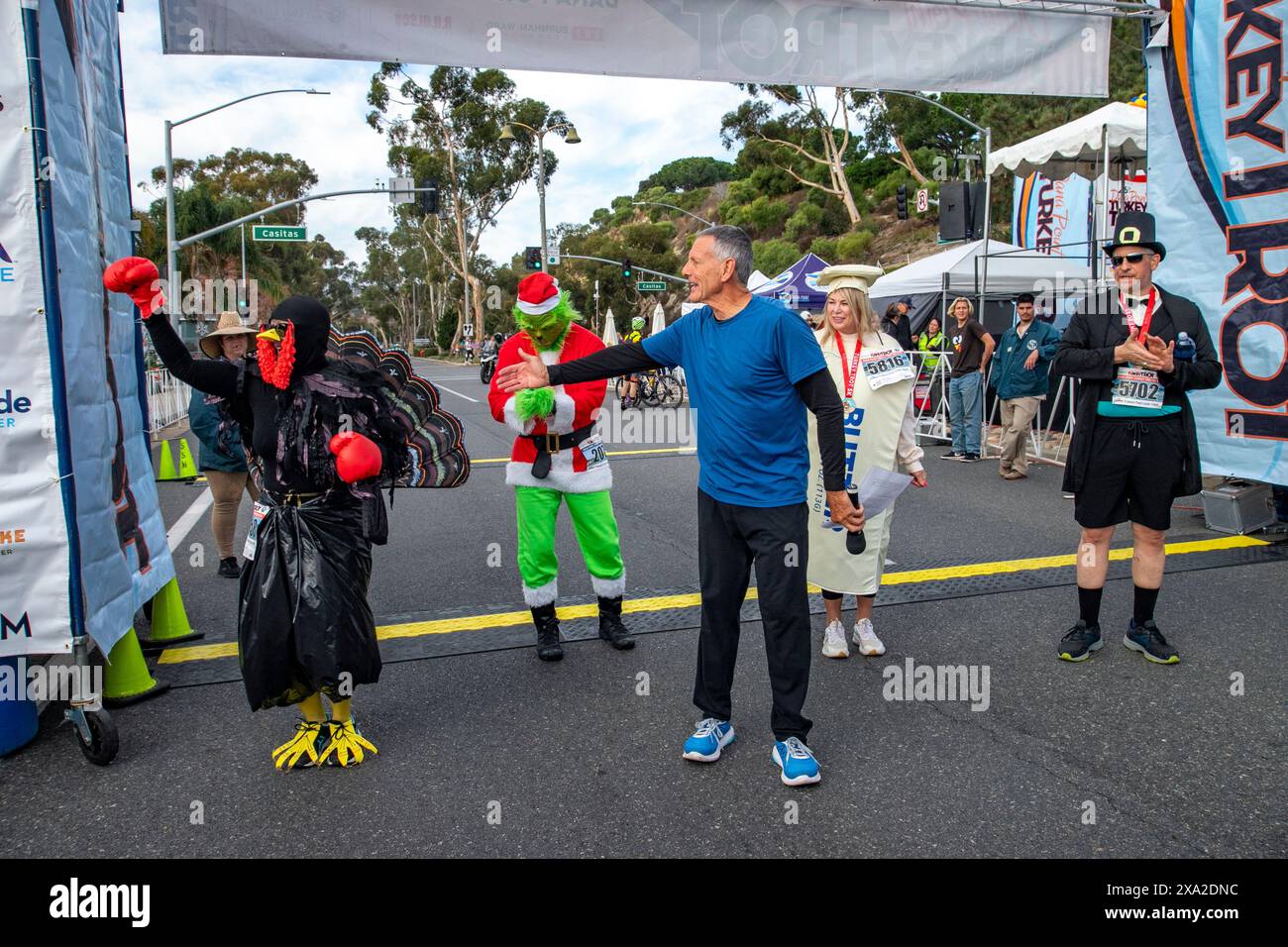The grinch hi-res stock photography and images - Alamy
