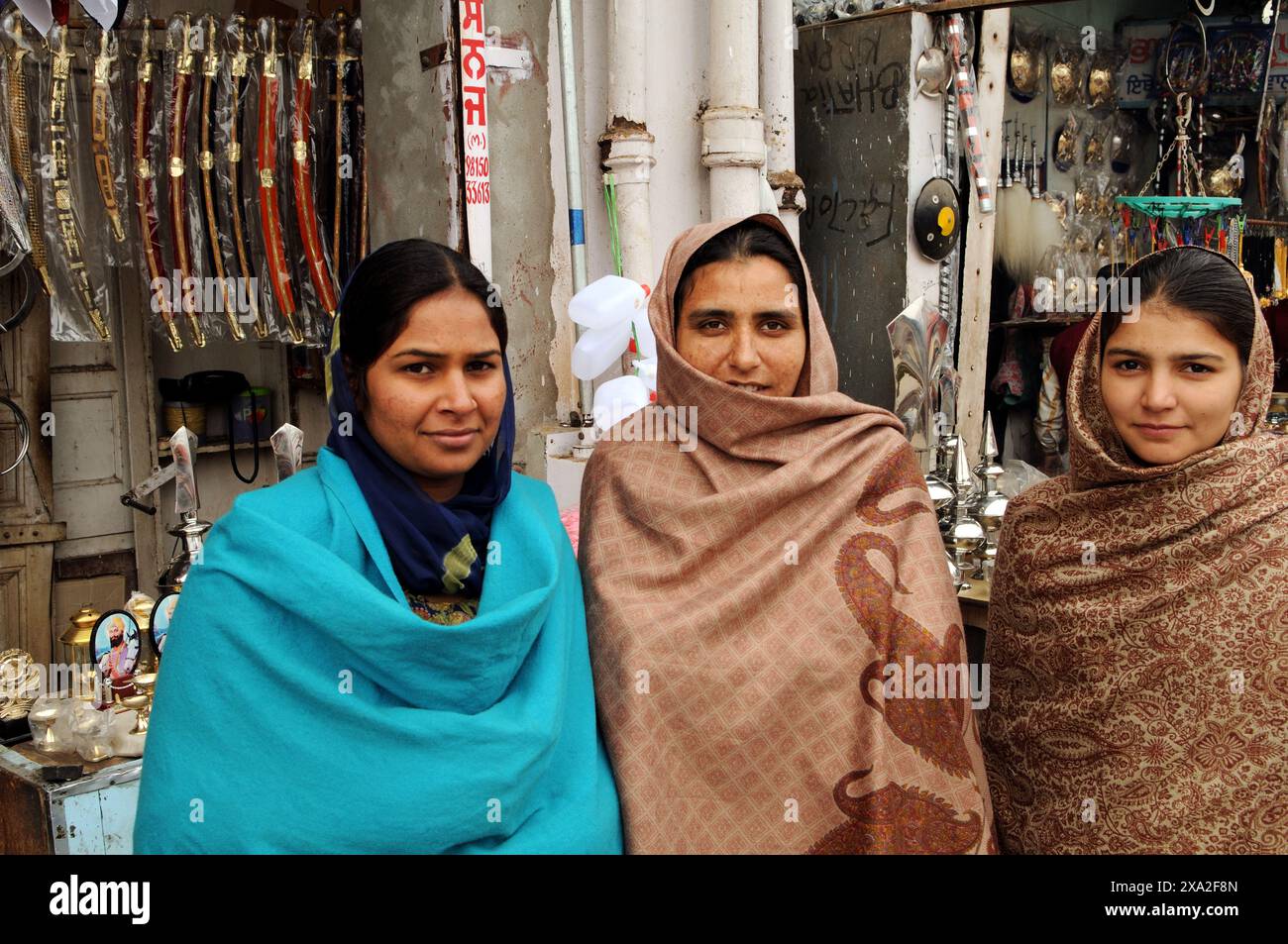 Sikh women hi-res stock photography and images - Alamy