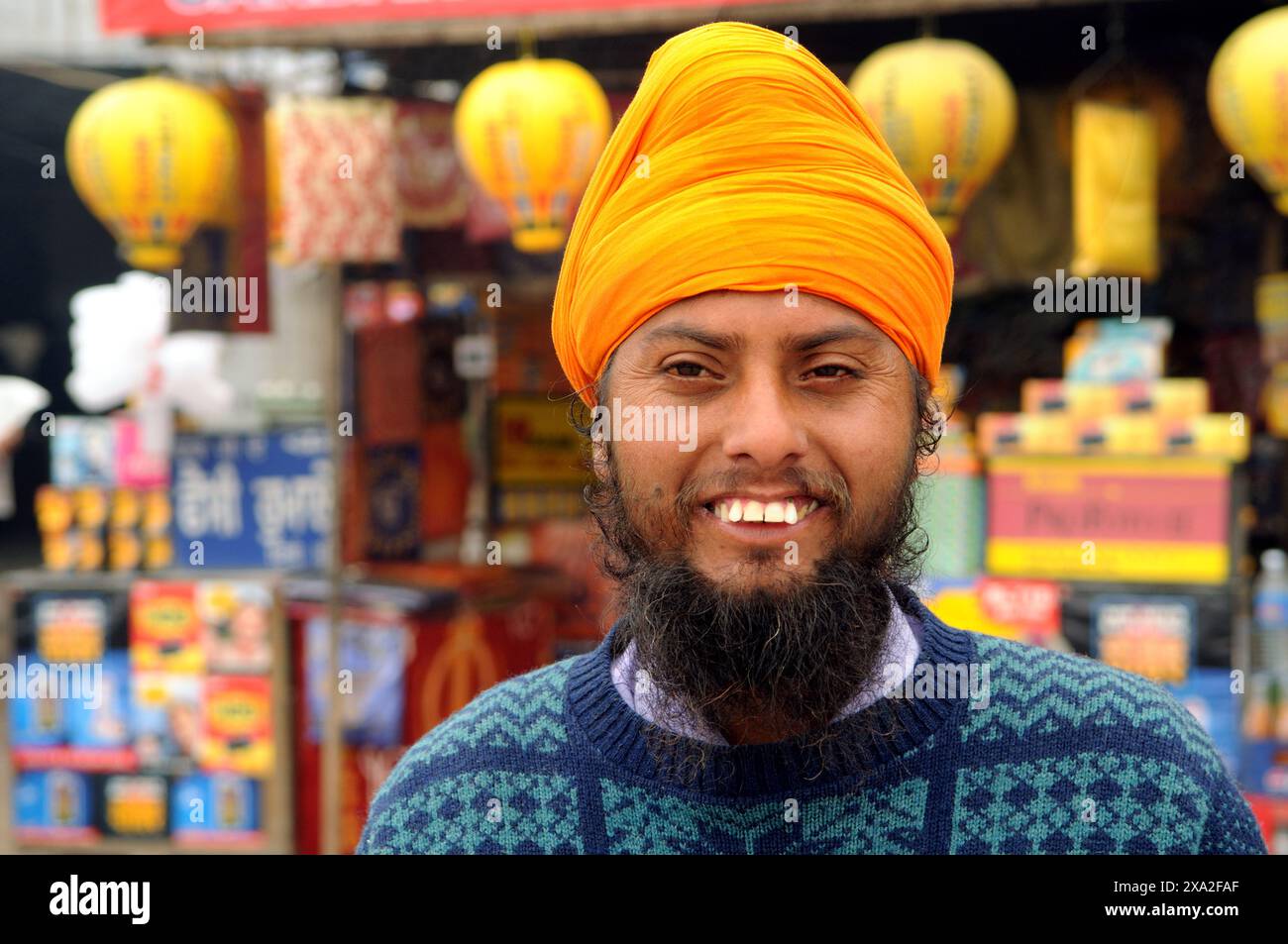 A portrait of a smiling Sikh man in Amritsar, India Stock Photo - Alamy
