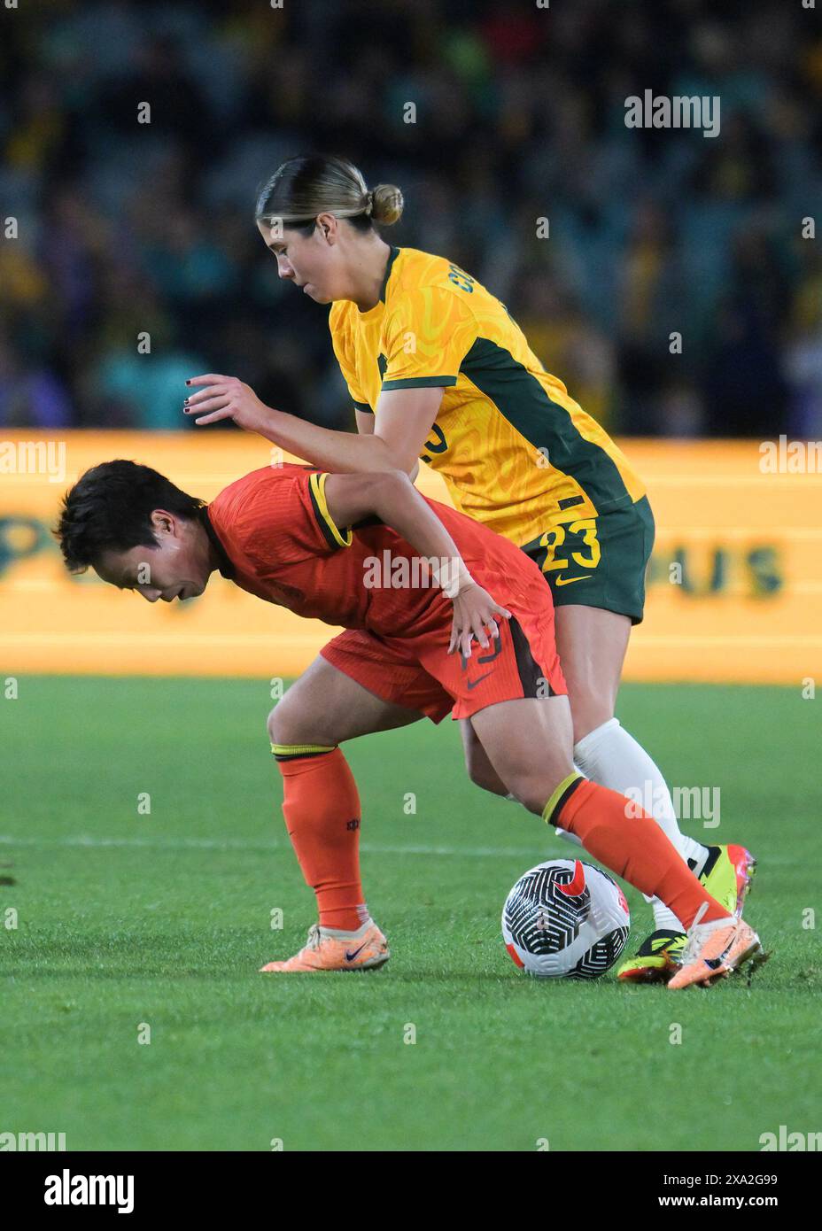 Sydney Olympic Park, Australia. 03rd June, 2024. Yuan Cong (L) of China ...