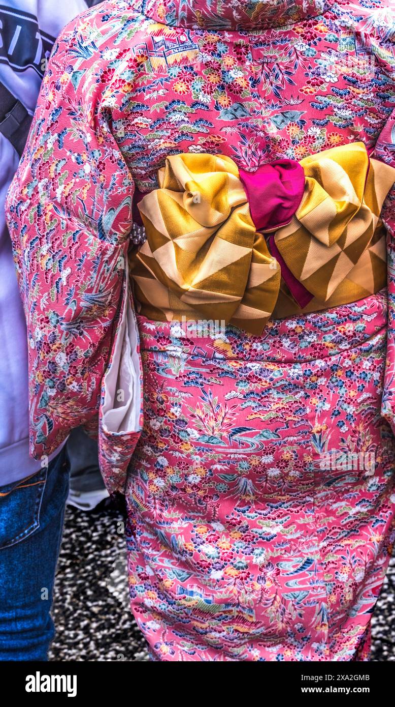The national dress of japan hi-res stock photography and images - Alamy