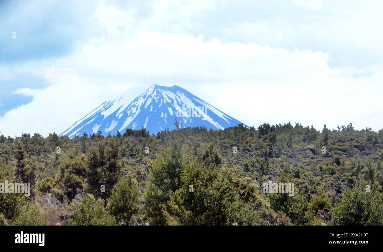 Mount Ruapehu volcano in the North Island, New Zealand Stock Photo - Alamy