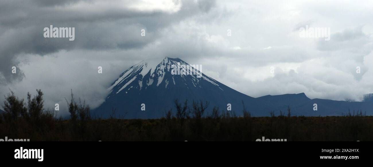 Mount Ruapehu volcano in the North Island, New Zealand Stock Photo - Alamy