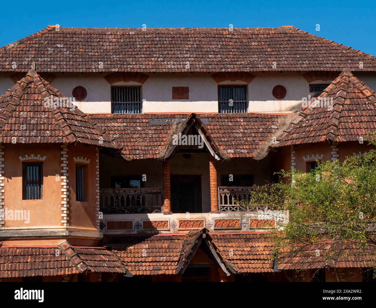 Architecture of old heritage Indian house with Roof top. Indian ...