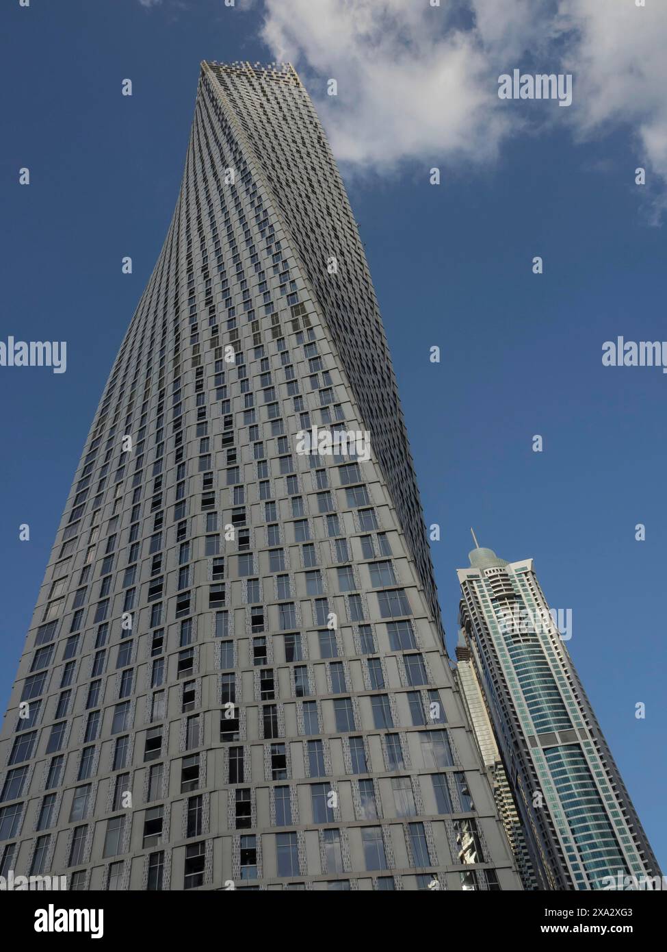 Sinuous structure hi-res stock photography and images - Alamy