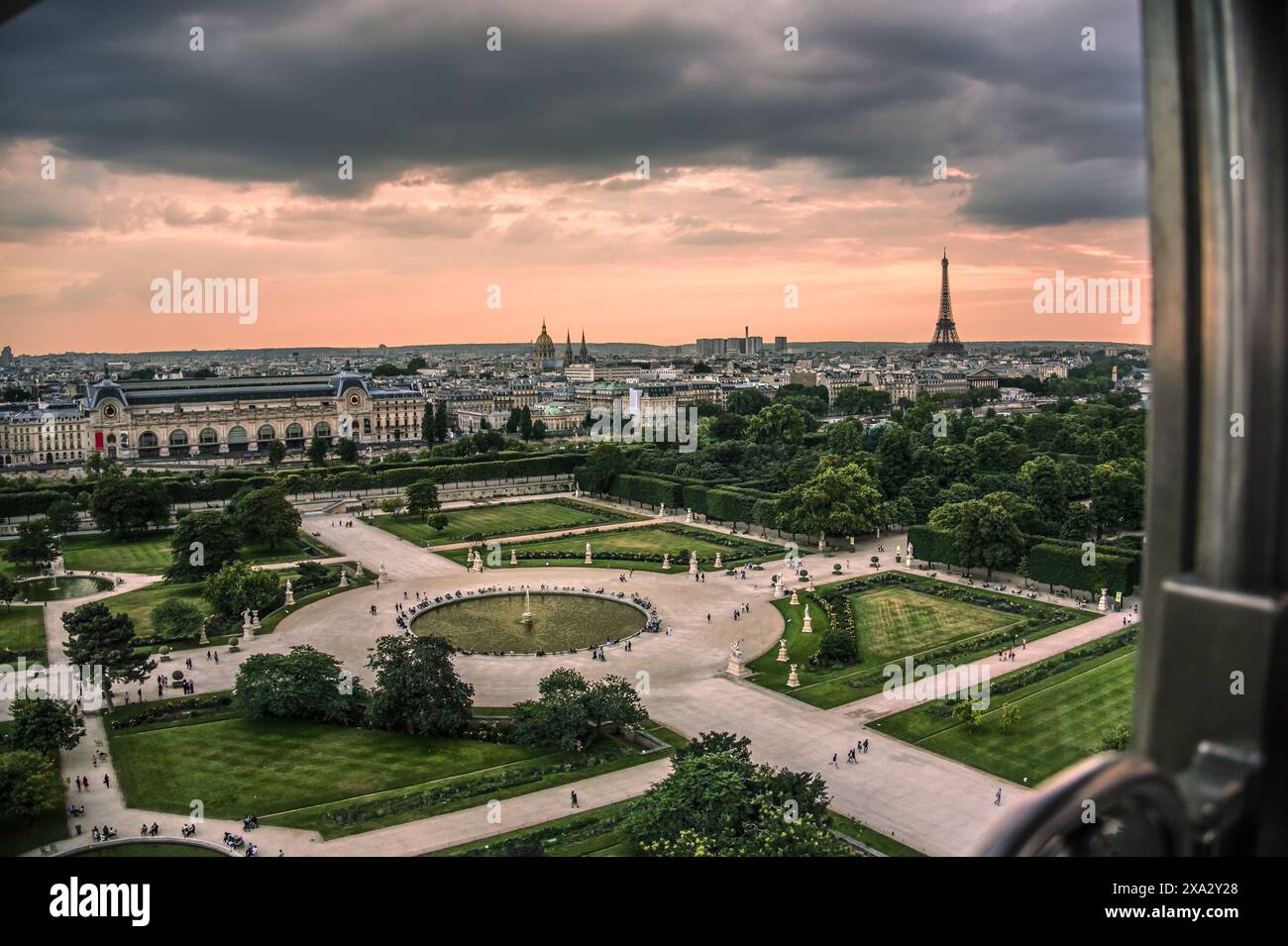 Sunset View from Paris Ferris Wheel over Tuileries Garden - Paris ...