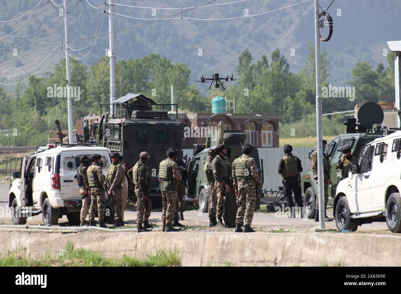 Indian army vehicles hi-res stock photography and images - Alamy