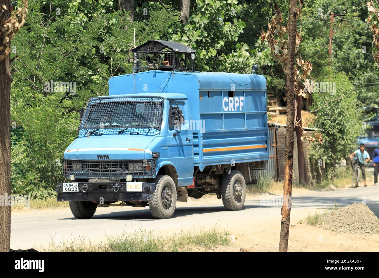 Indian road safety hi-res stock photography and images - Alamy