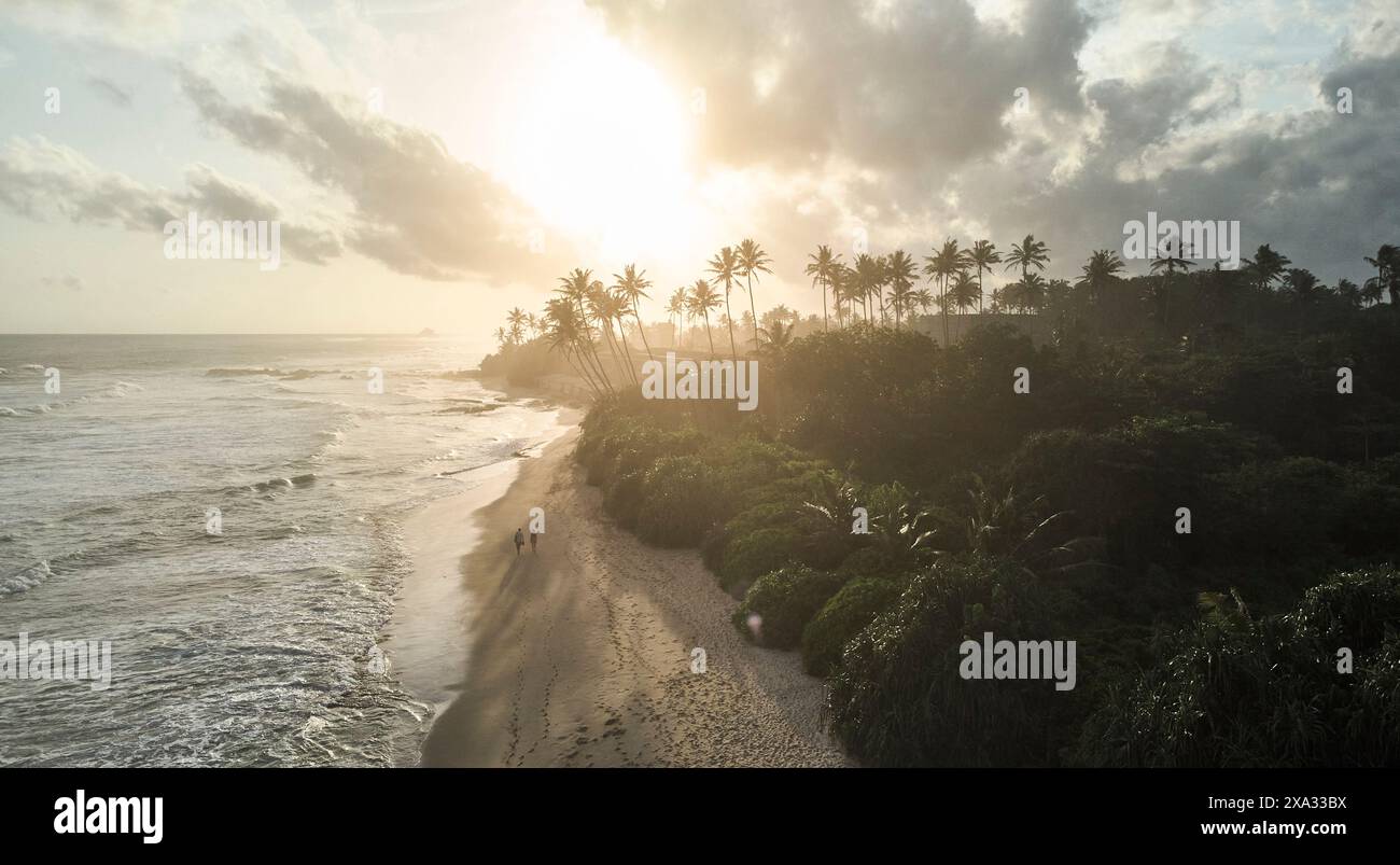 Breathtaking sunset in ocean hi-res stock photography and images - Alamy