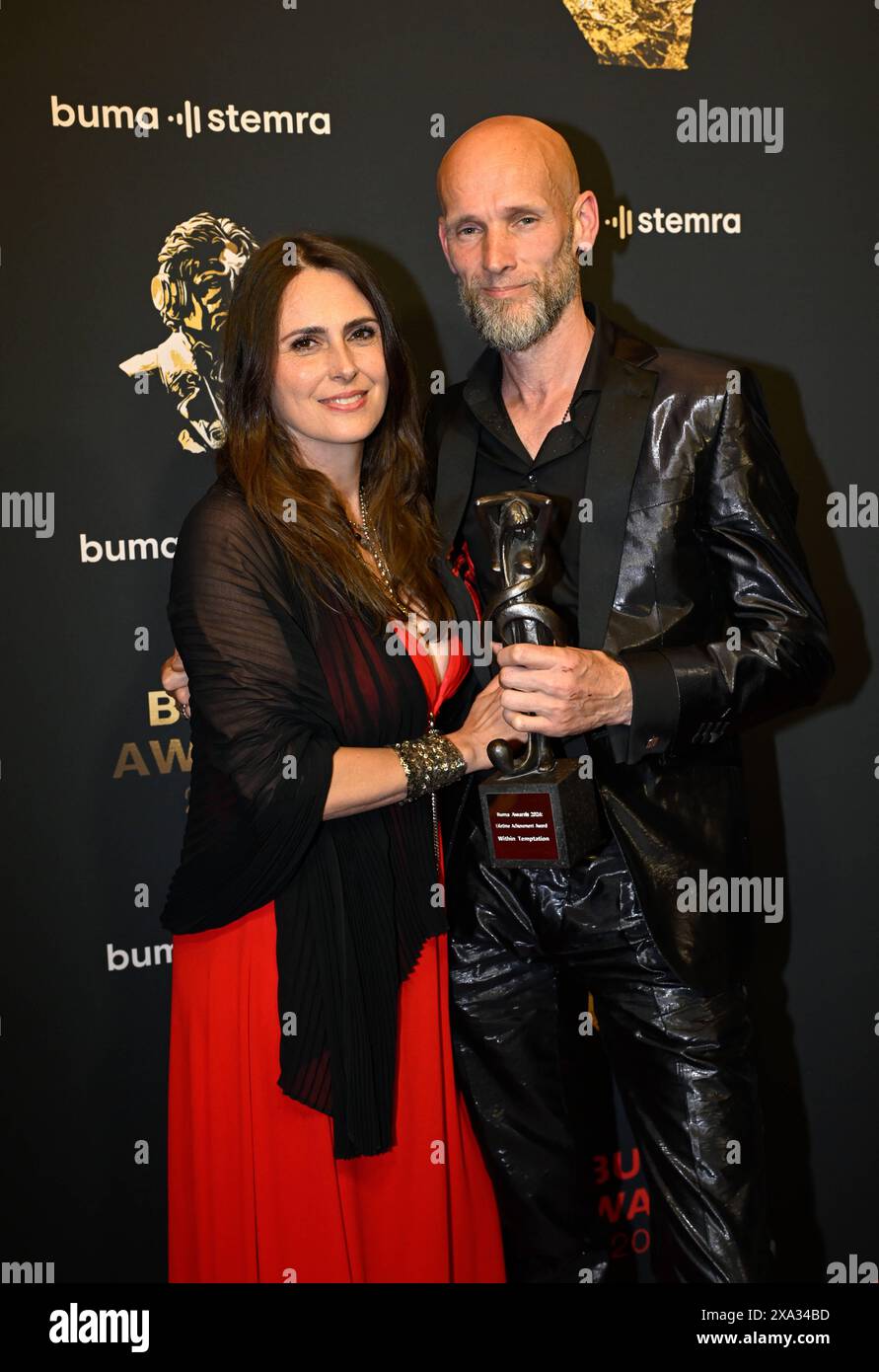 Buma Awards 2024 AMSTERDAM, NETHERLANDS - JUNE 3: Sharon den Adel ...