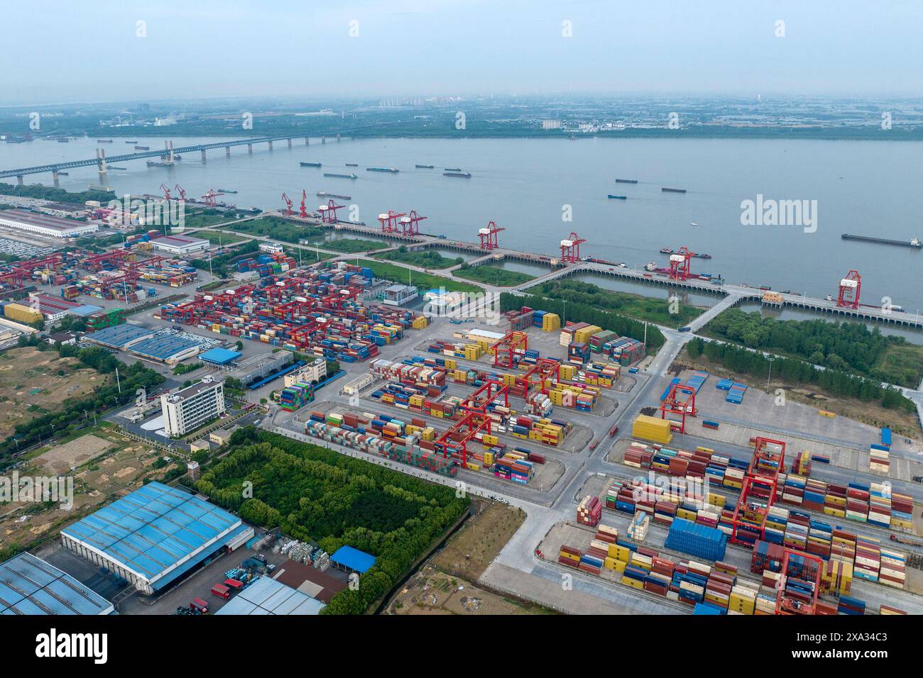 Container handling drone hi-res stock photography and images - Alamy