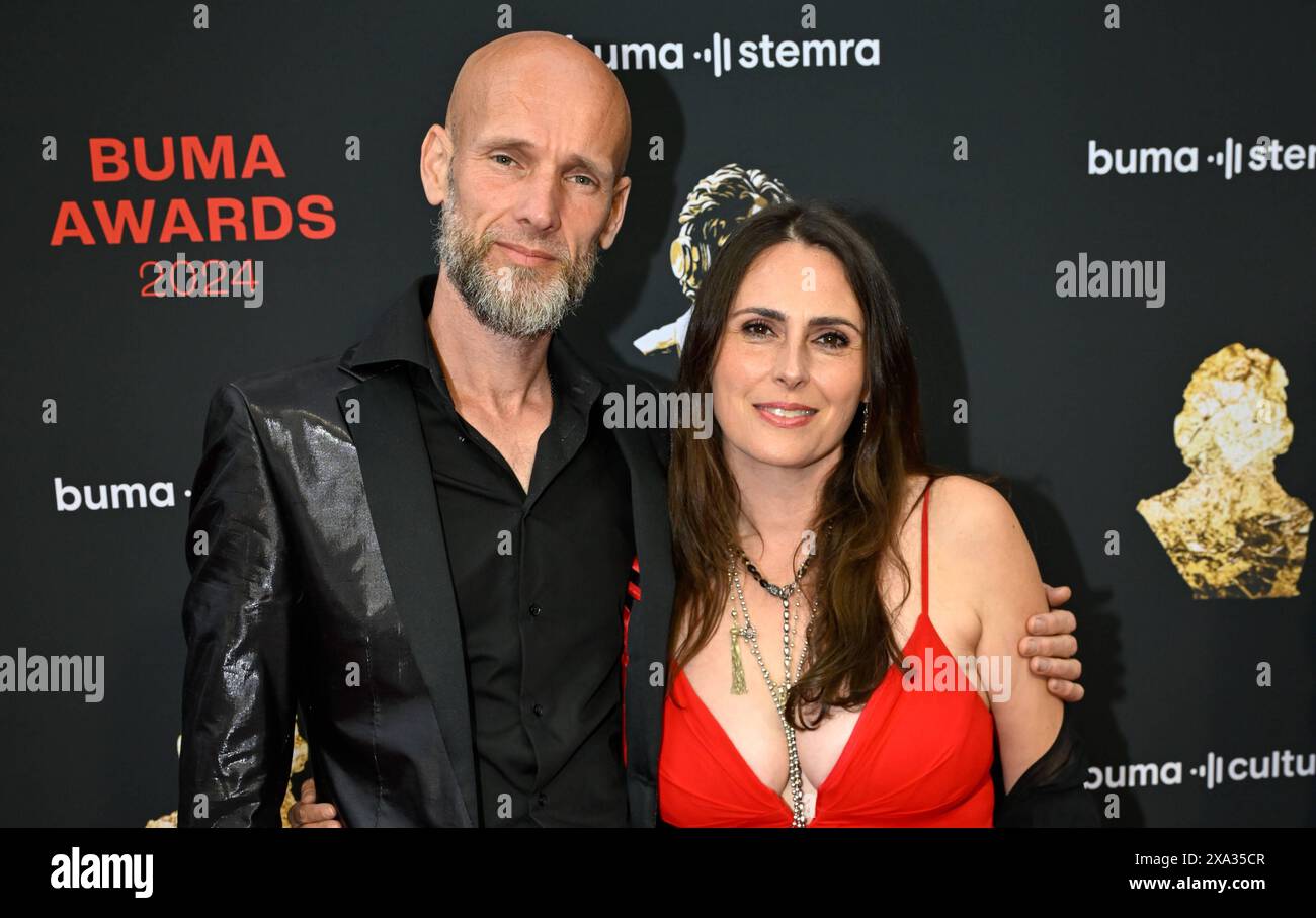Buma Awards 2024 AMSTERDAM, NETHERLANDS - JUNE 3: Sharon den Adel ...