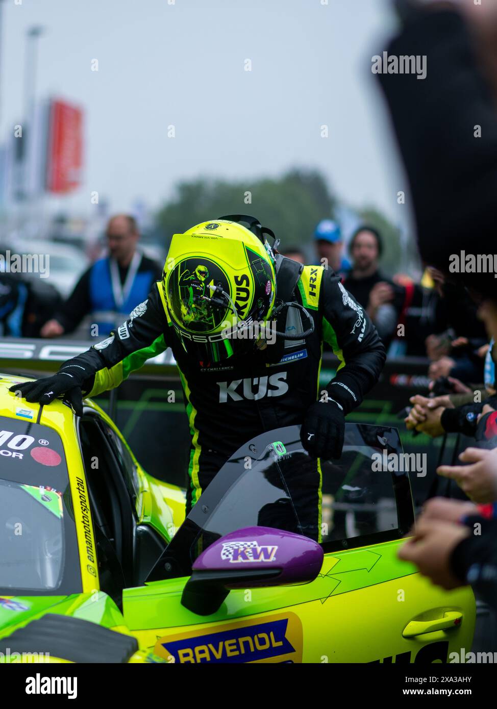 Kevin Estre (Manthey EMA, Porsche 911 GT3 R 992 Grello, SP9, #911), GER ...