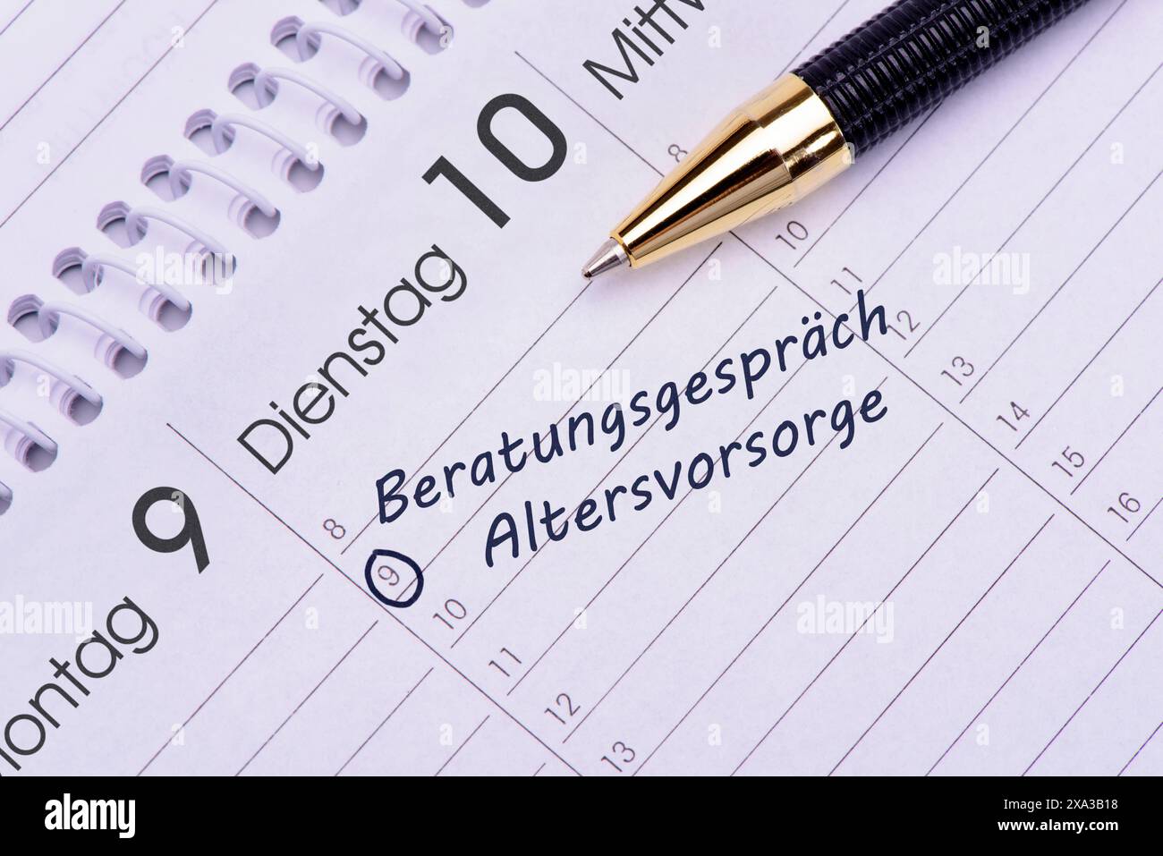 Terminkalender mit Eintrag für Beratungsgespräch Altersvorsorge In ...