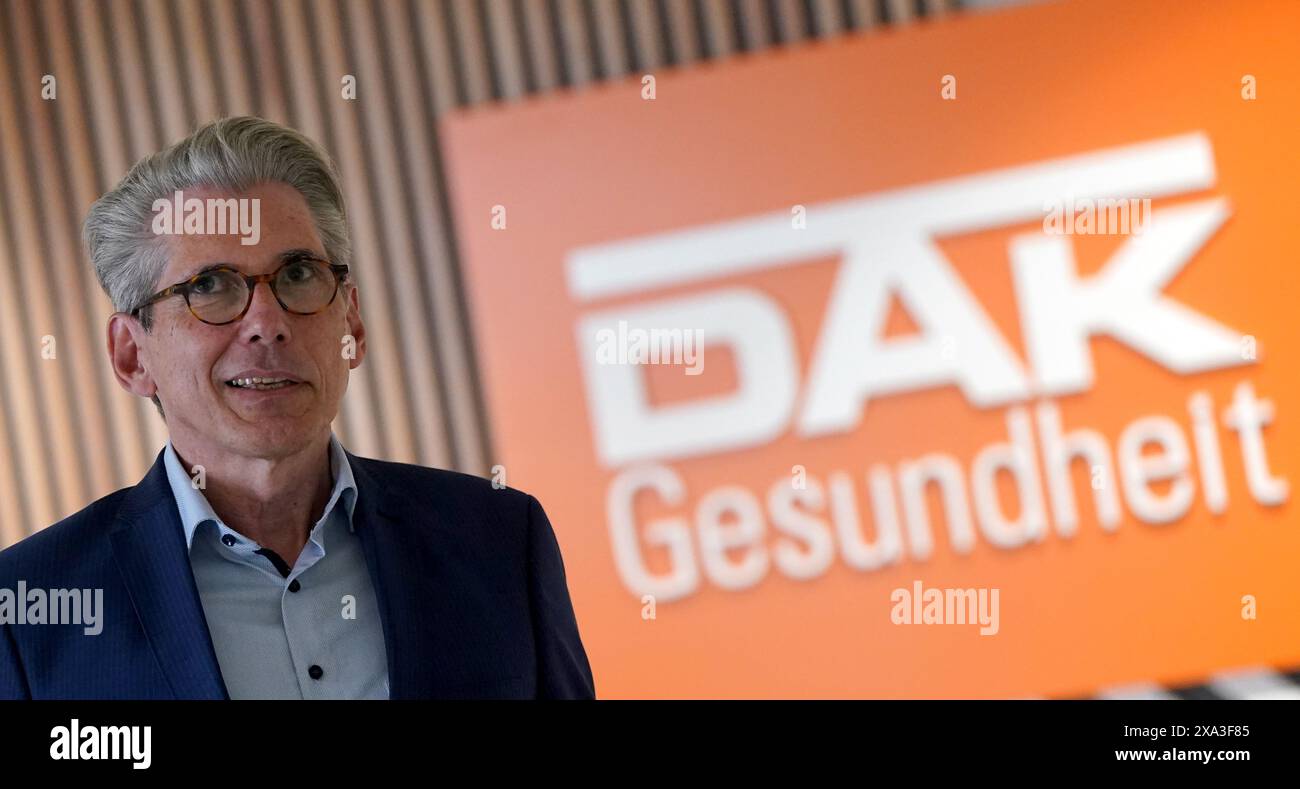 Hamburg, Germany. 27th May, 2024. Andreas Storm, CEO of DAK-Gesundheit, stands in the company ...