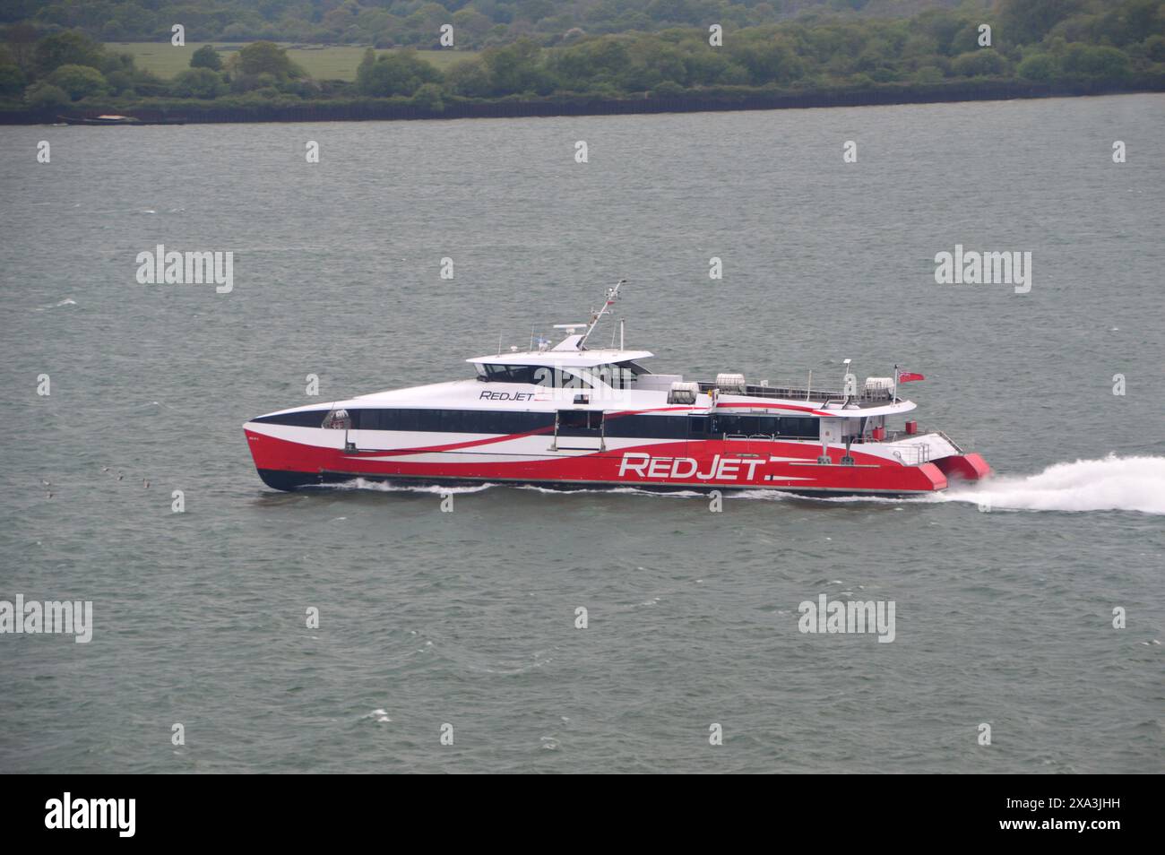 The Red Funnel Hi-Speed Catamaran Passenger Ferry 'Red Jet 6' Sailing ...