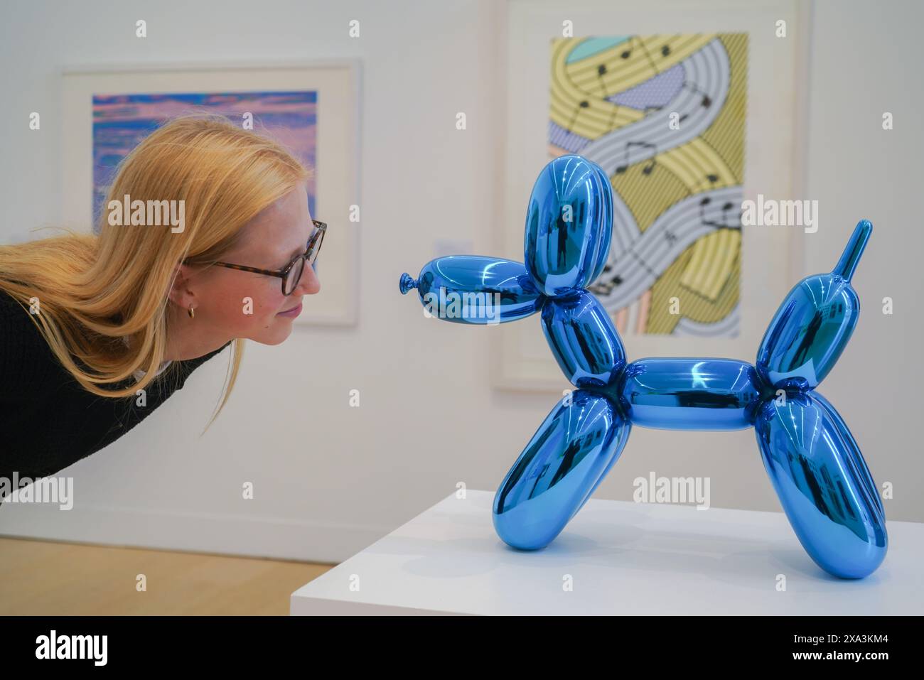London, UK. 4 June 2024. Jeff Koons, Balloon (Blue) Dog, . Estimate: £ ...