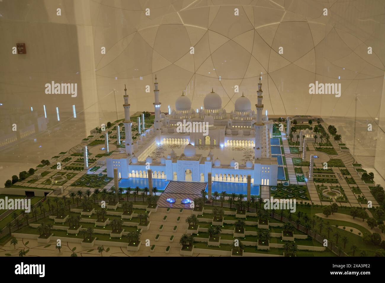 Miniature model of the Sheikh Zayed Grand Mosque in the visitors center ...