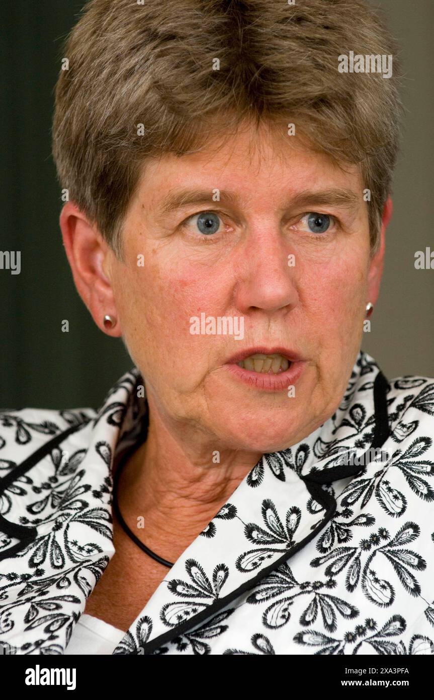 Jane Hutt, Welsh Assembly Education Minister. 18/8/08 Stock Photo - Alamy