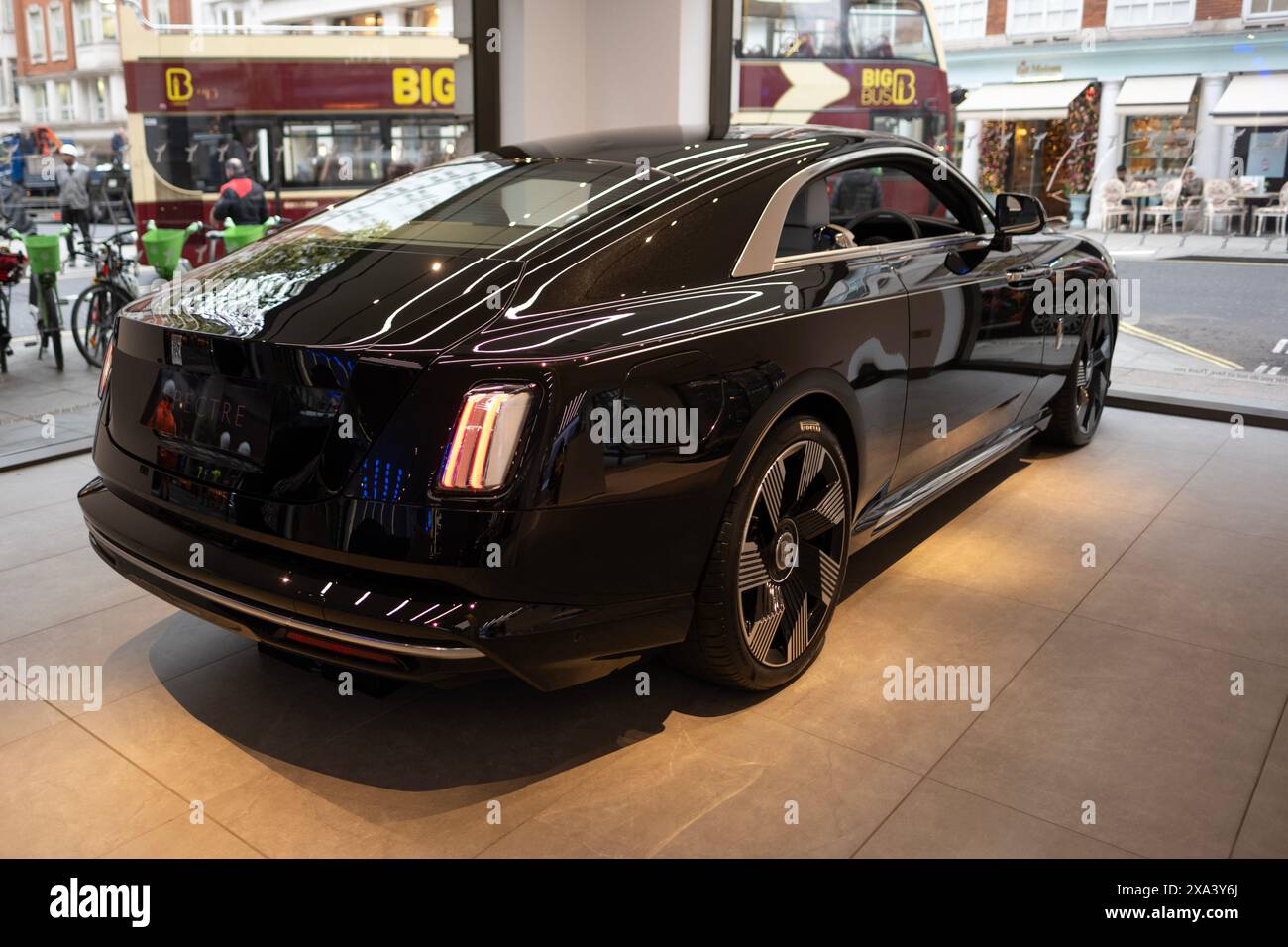 British black luxury limousine Rolls-Royce Phantom VIII with four-wheel ...