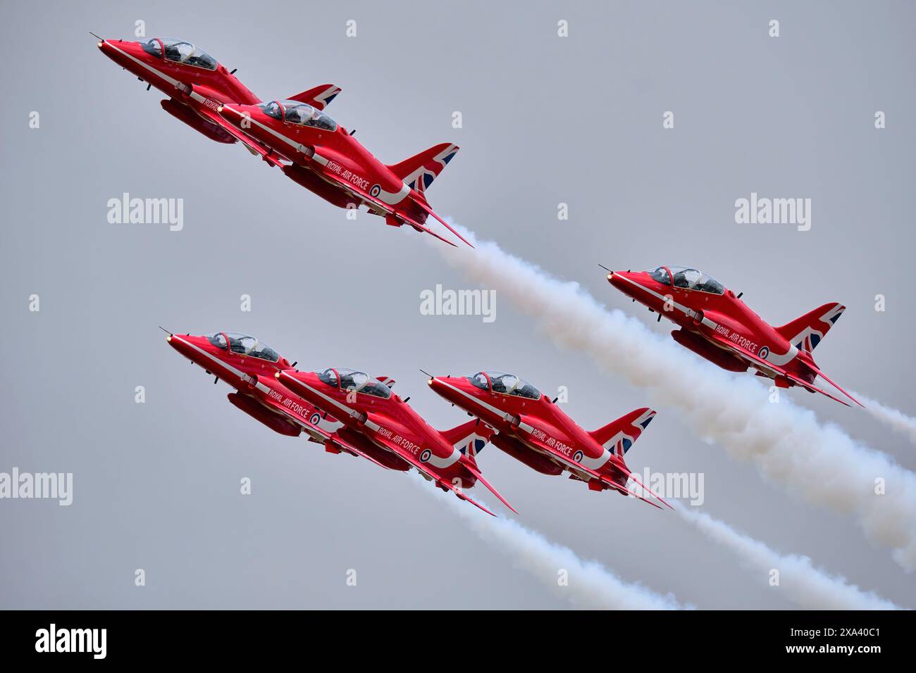 Red Arrows displaying over Fairford UK Stock Photo - Alamy