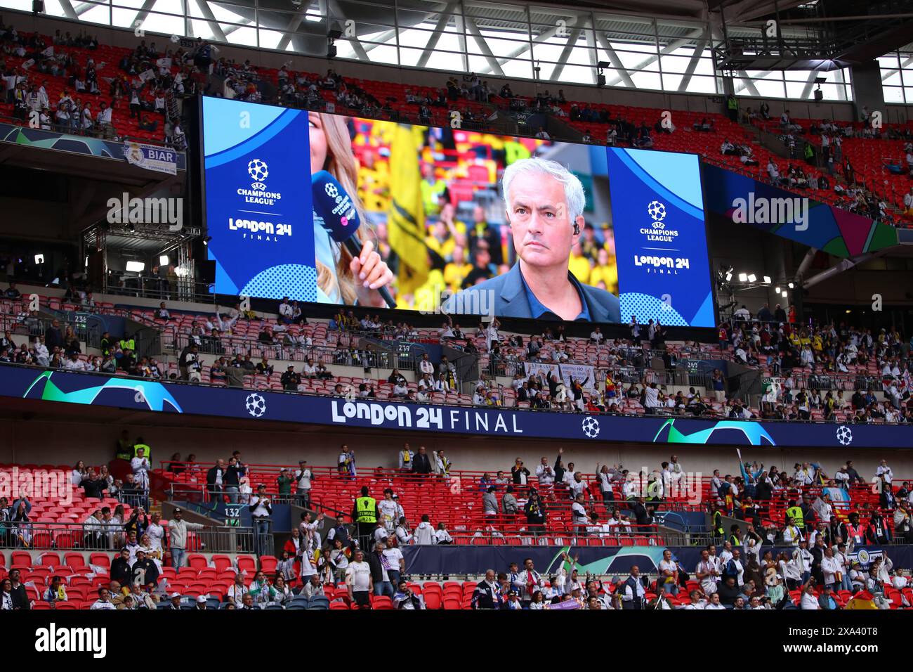 Jose Mourinho - Borussia Dortmund v Real Madrid, UEFA Champions League ...