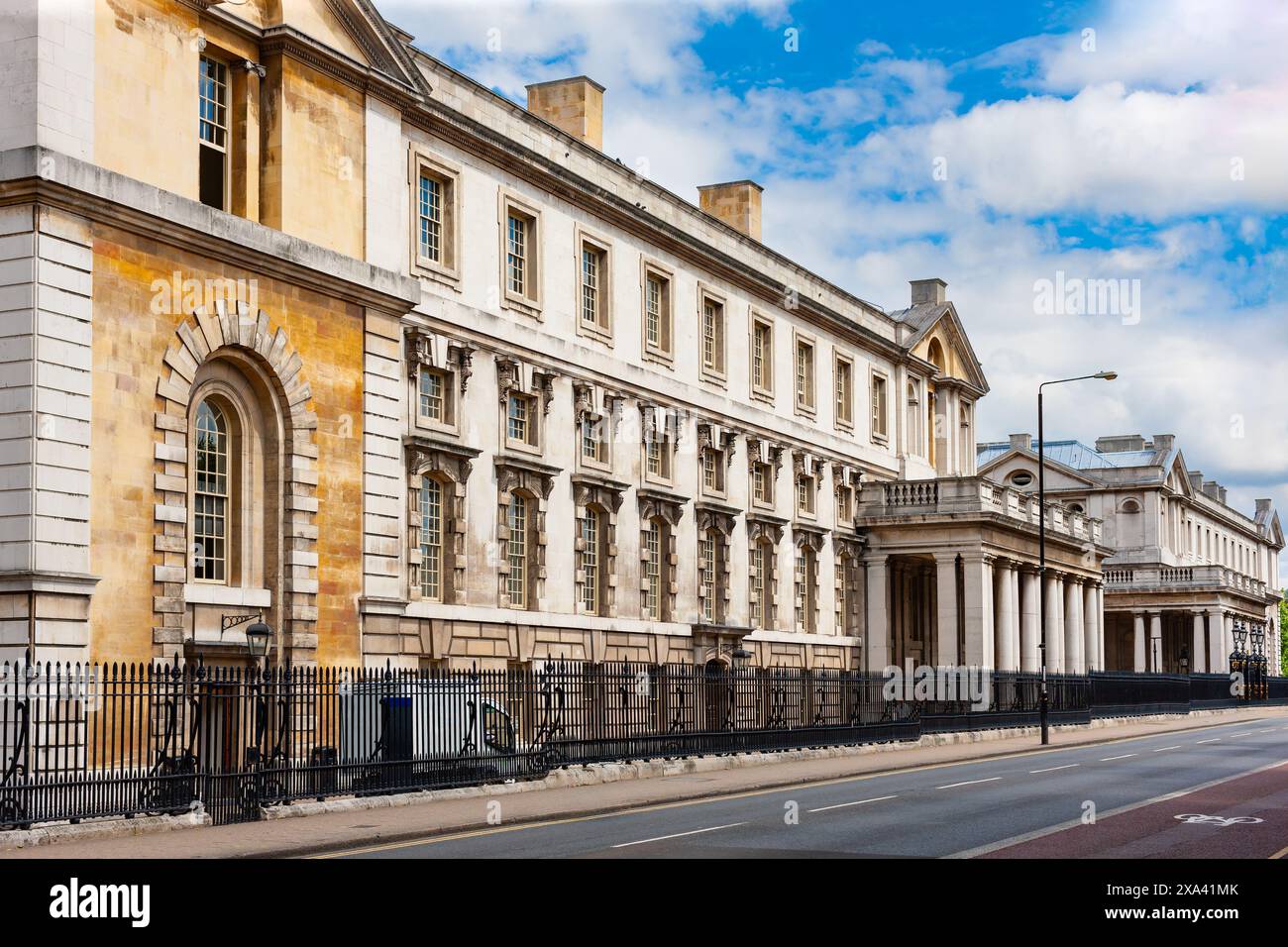 University of greenwich campus hi-res stock photography and images - Alamy