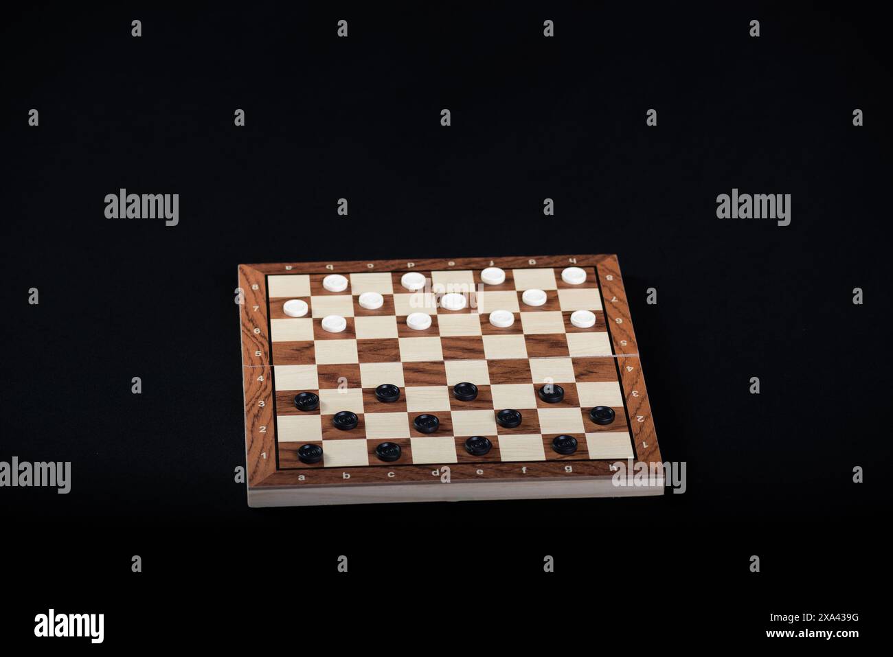 Checkerboard game hi-res stock photography and images - Alamy