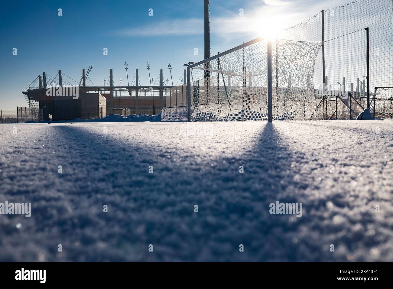 Football goal frost in snow hi-res stock photography and images - Alamy