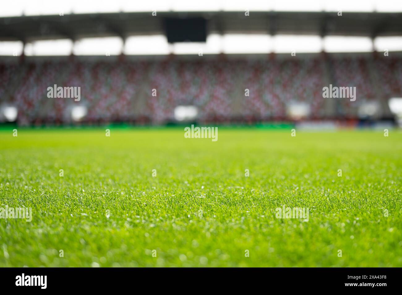 Empty football pitch stadium hi-res stock photography and images - Alamy