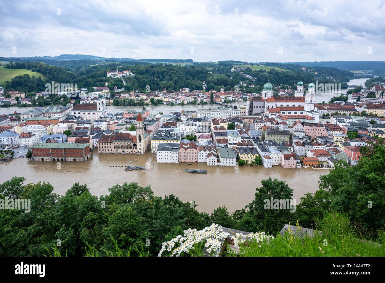 Passau, Germany. 04th June, 2024. Parts of the old town are flooded by ...