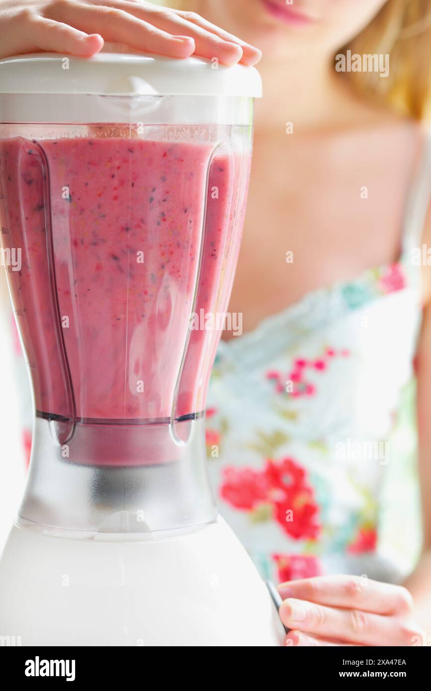 Close up woman blender making hi-res stock photography and images - Alamy