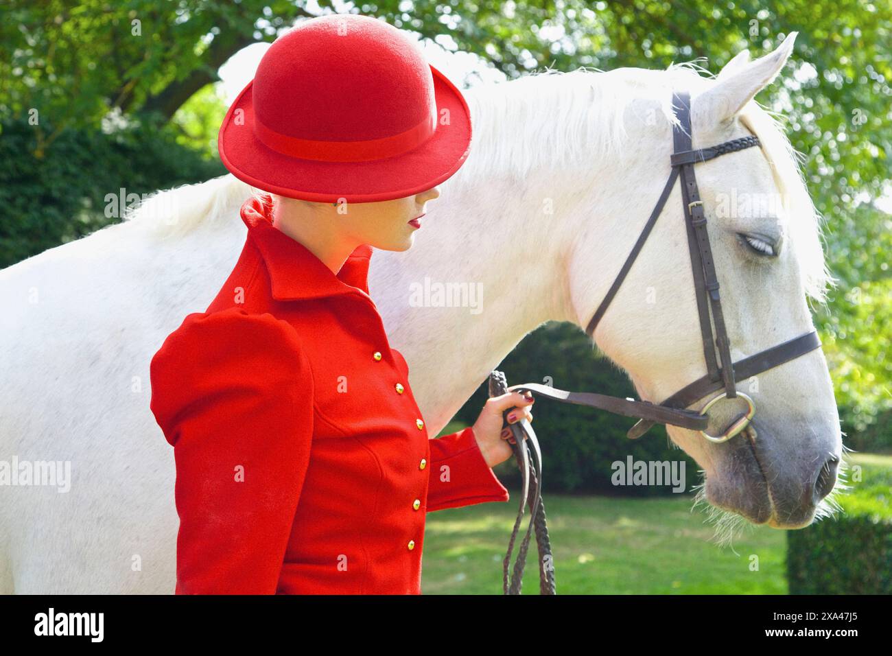 Equestrian outfit hi-res stock photography and images - Alamy