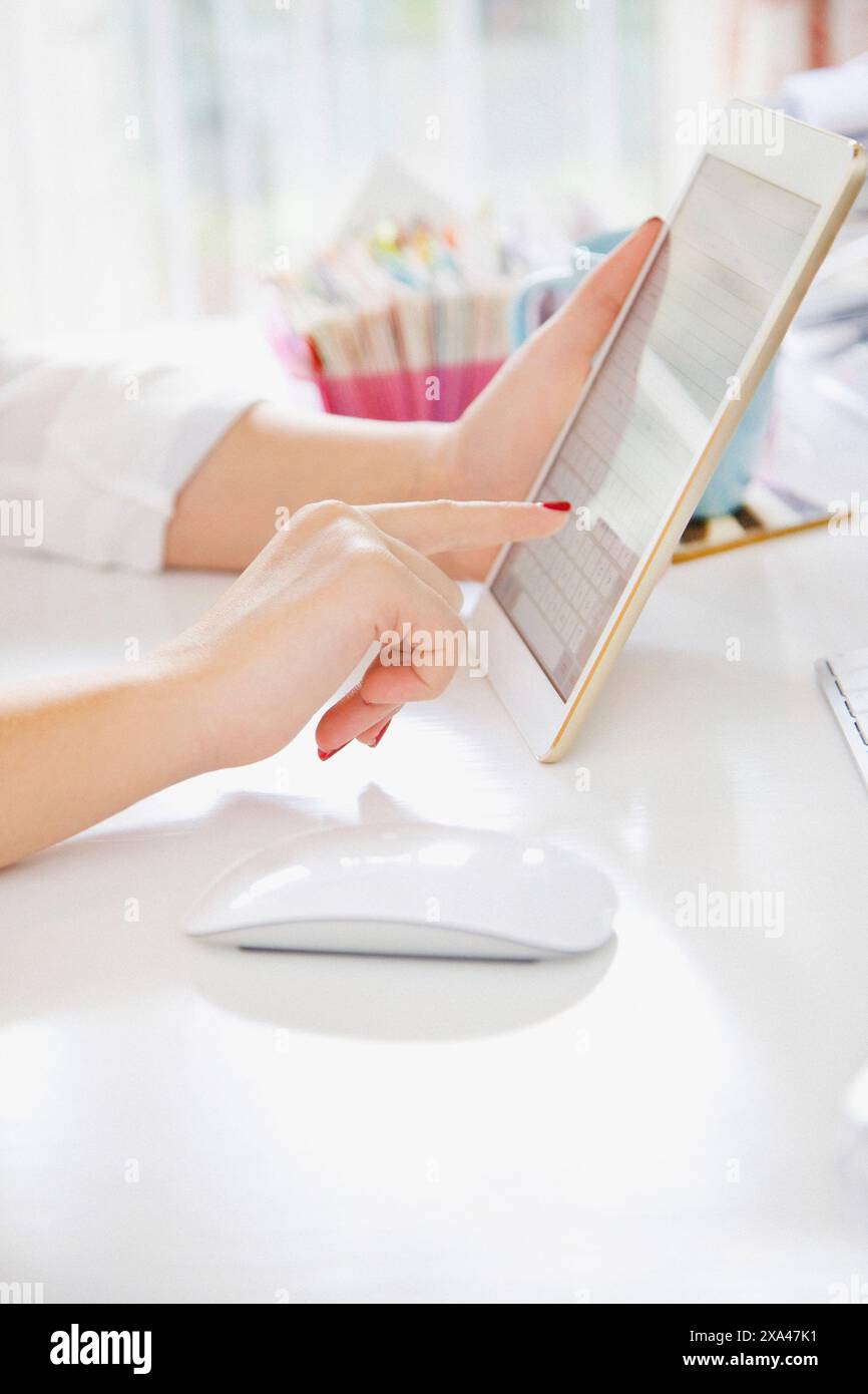 Body part woman using hi-res stock photography and images - Alamy