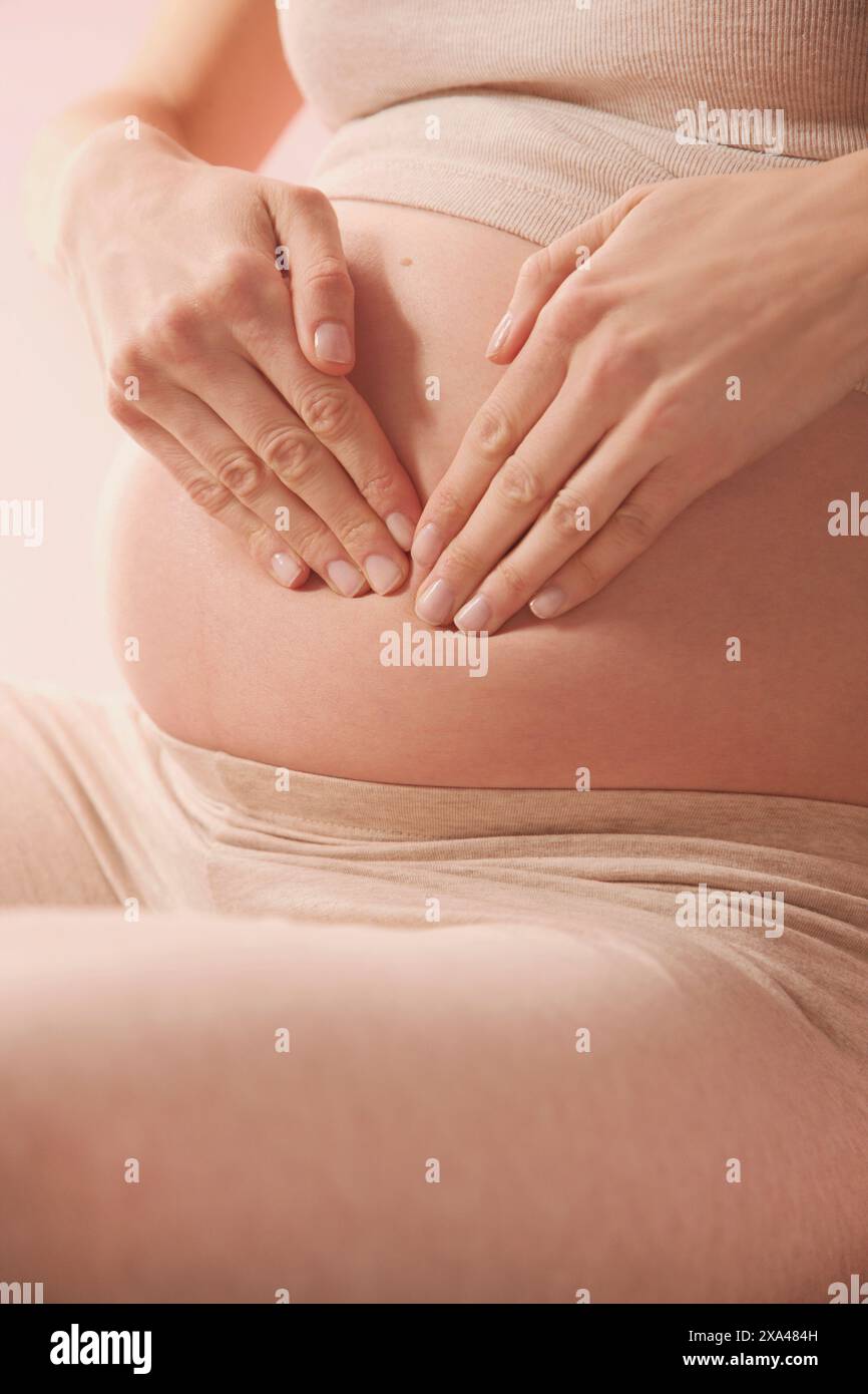 Tapotement massage hi-res stock photography and images - Alamy