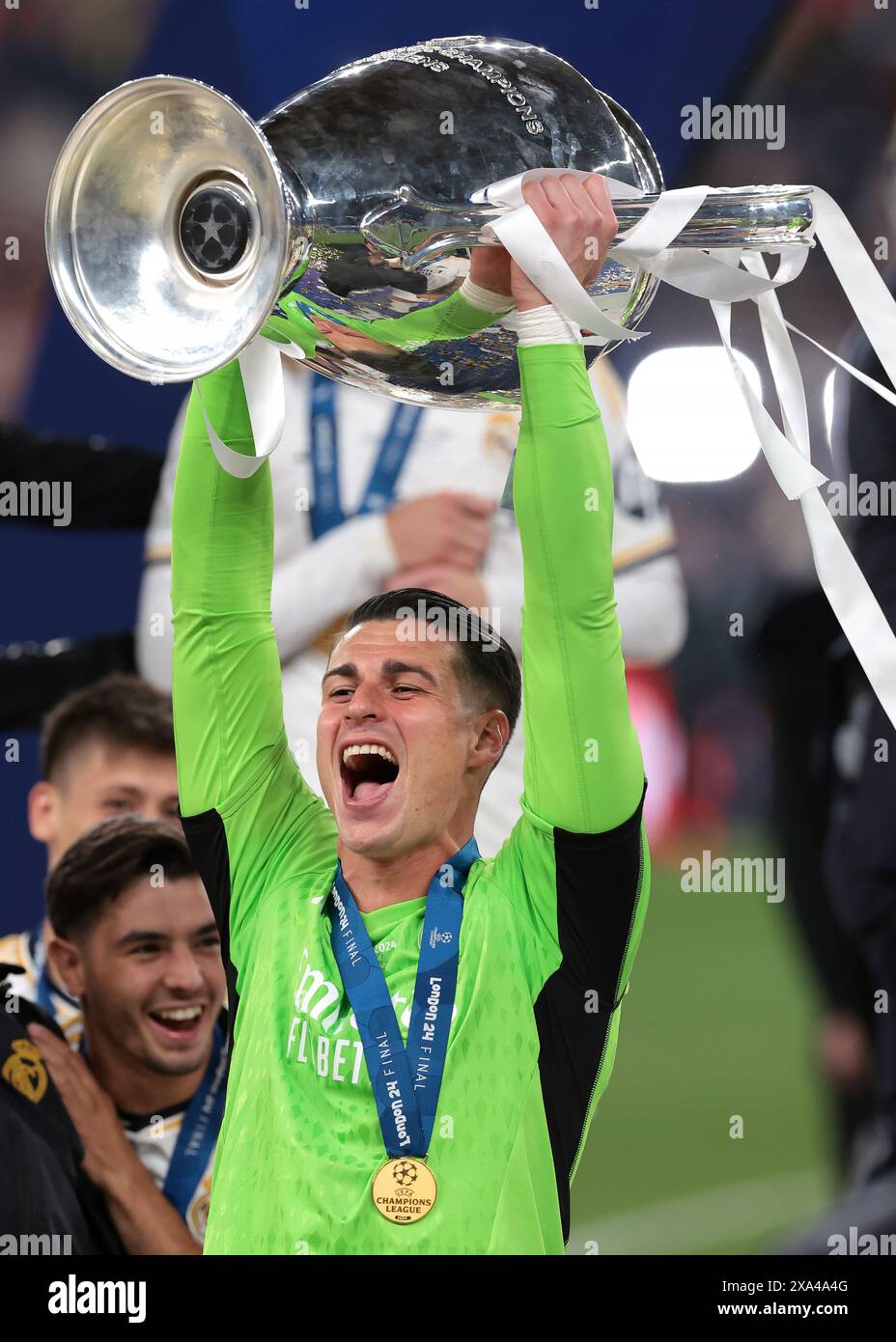 Andriy lunin 2024 trophy hi-res stock photography and images - Alamy