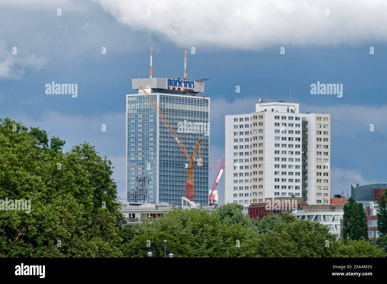 Park Inn am Alexanderplatz, Hochhaus, Berlin-Mitte Park Inn am ...