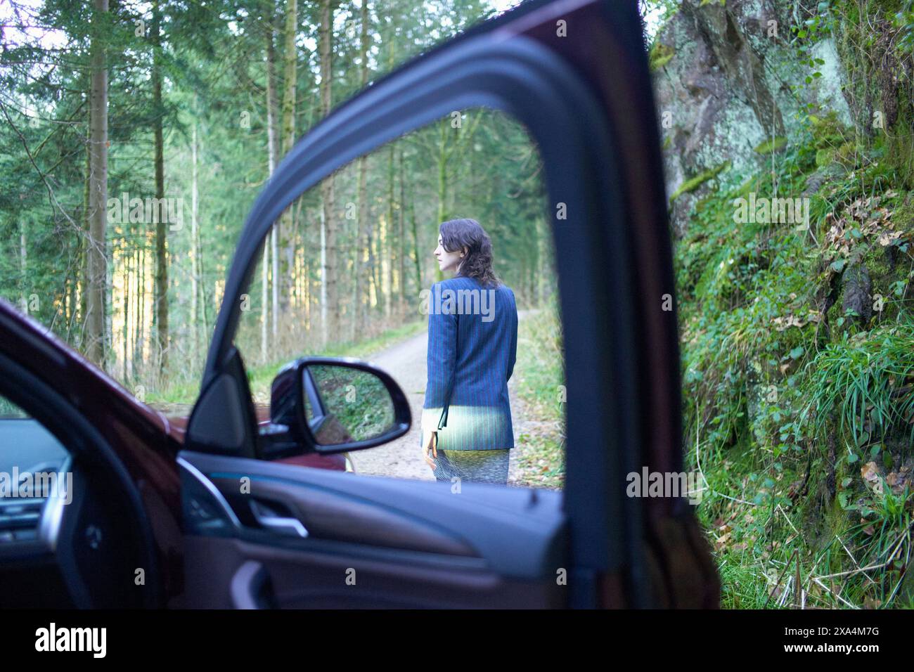 Rear door open stands hi-res stock photography and images - Alamy