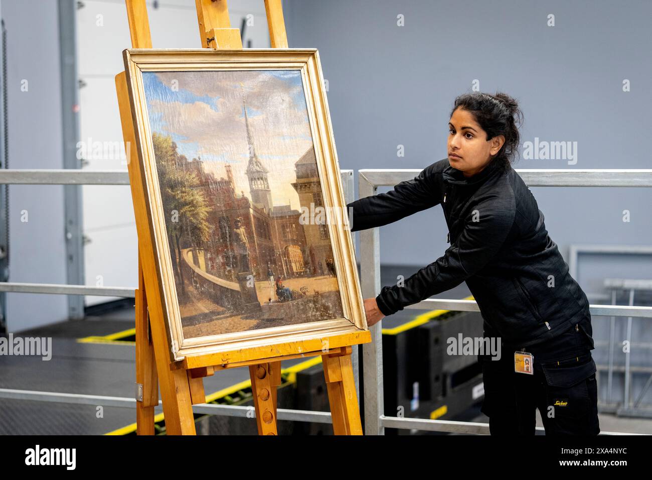 Vinge, Denmark. 04th June, 2024. A painting saved from Boersen during ...