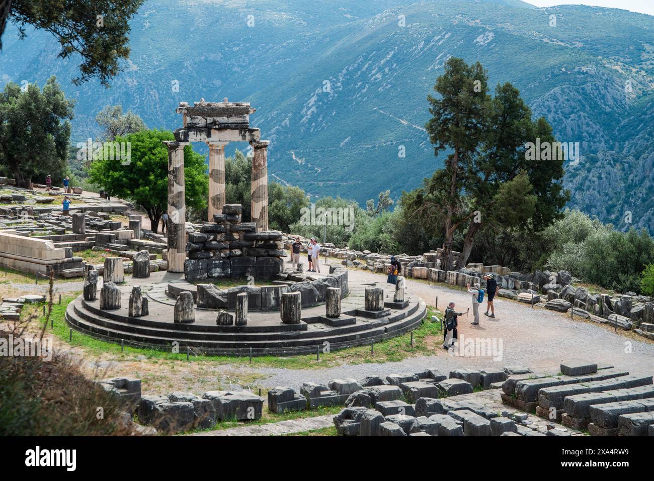 Oracolo delphi hi-res stock photography and images - Alamy