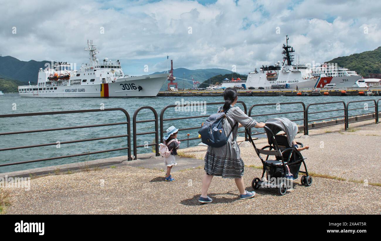 Korea Coast Guard's patrol vessel Taepyongyang 16(L) and U.S. Coast ...