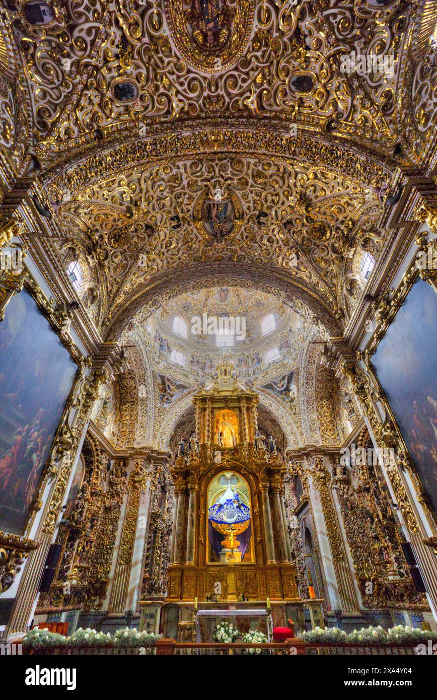 Apse with Cipres, Chapel of the Rosario, 1690, Santo Domingo Church ...