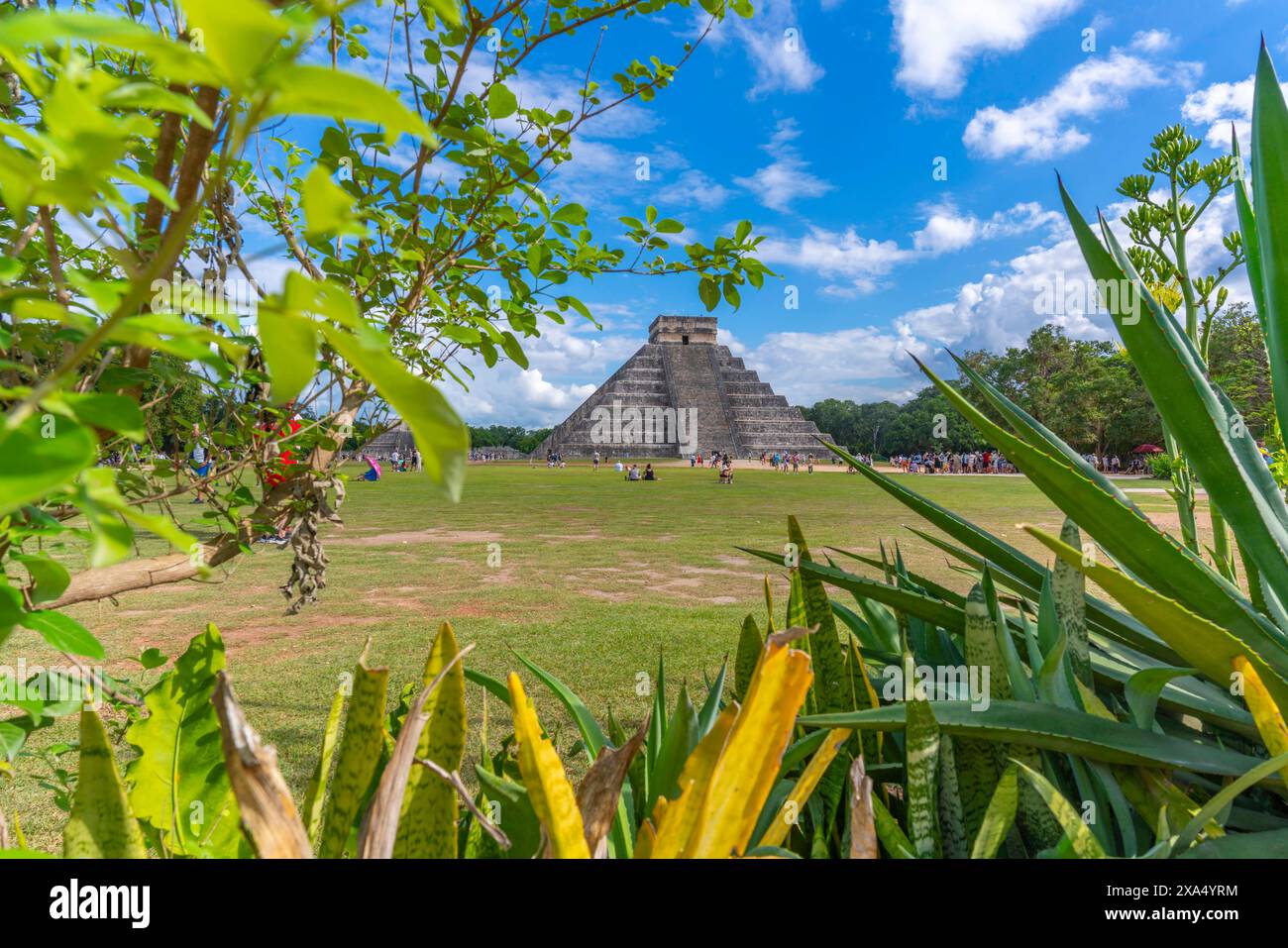View of El Castillo The Pyramid of Kukulkan, Mayan Ruin, Chichen Itza ...