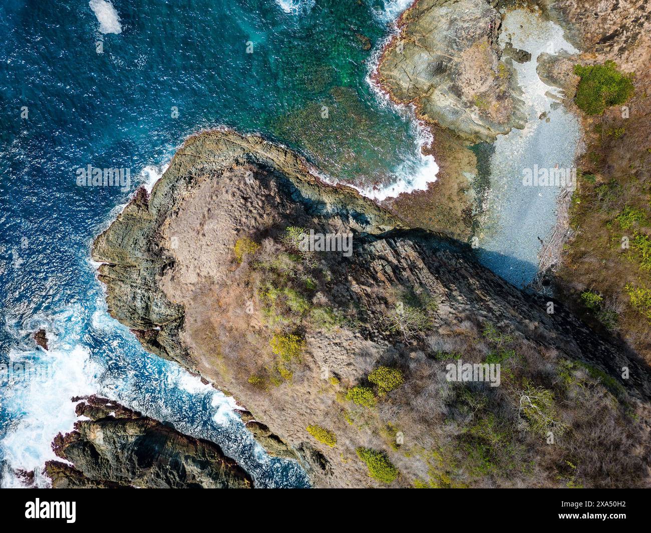 Birds eye view ocean waves hi-res stock photography and images - Alamy