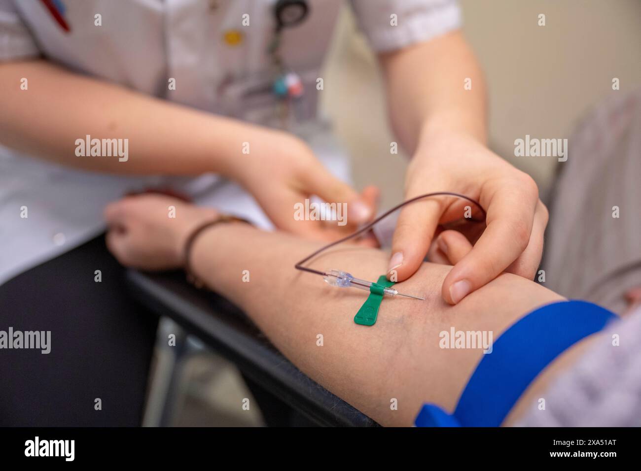 Medical treatment hi-res stock photography and images - Alamy