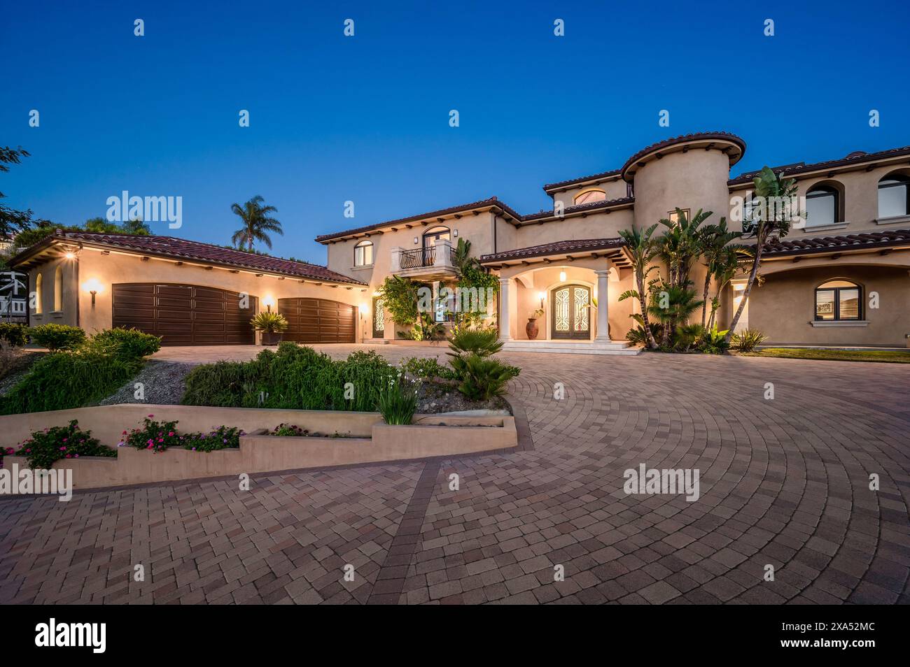 An exterior view of a luxurious home in Hidden Hills, California Stock ...