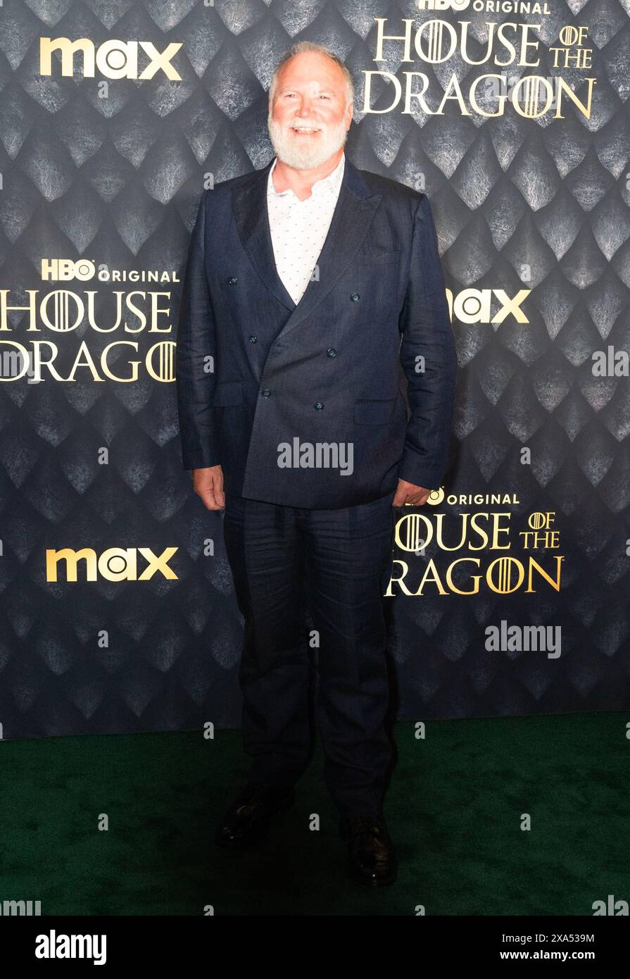 Kevin de la Noy attends premiere of HBO 'House of Dragon' at ...