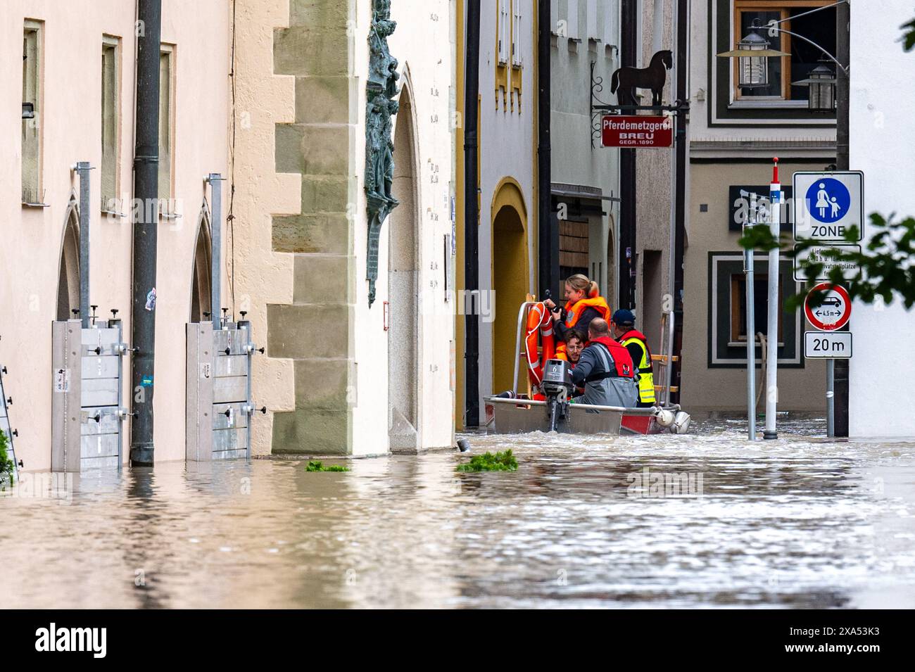 Passau, Germany. 04th June, 2024. A lifeboat navigates through the ...