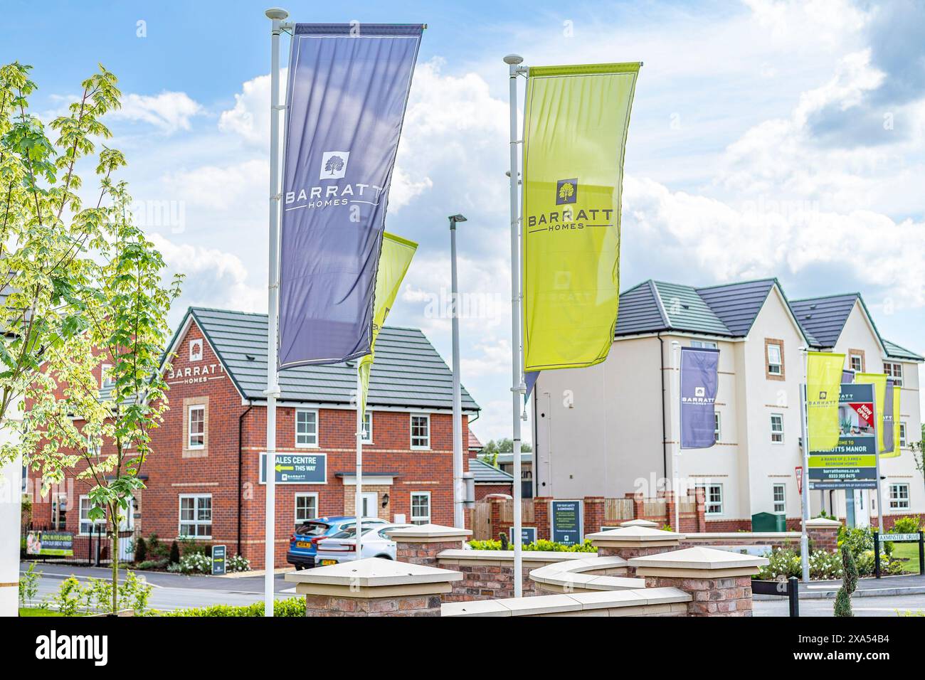Barratt Homes new housing development Stock Photo - Alamy